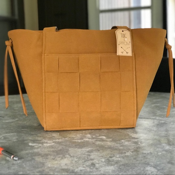 Twig & Arrow | Bags | Twig Arrow Handbagtote Tan Nwt | Poshmark